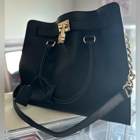 Michael Kors | Bags | Michael Kors Hamilton Shoulder Bag | Poshmark
